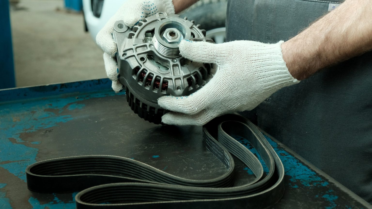 Signs You Need an Alternator Repair at Your GMC Dealer – Hart Motors ...